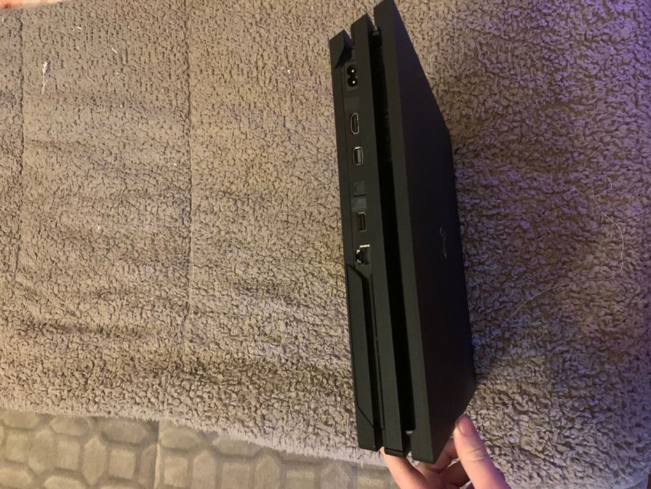Vendo ps4 pro 1TB Vila Real (Nossa Senhora Da Conceição, São Pedro E ...