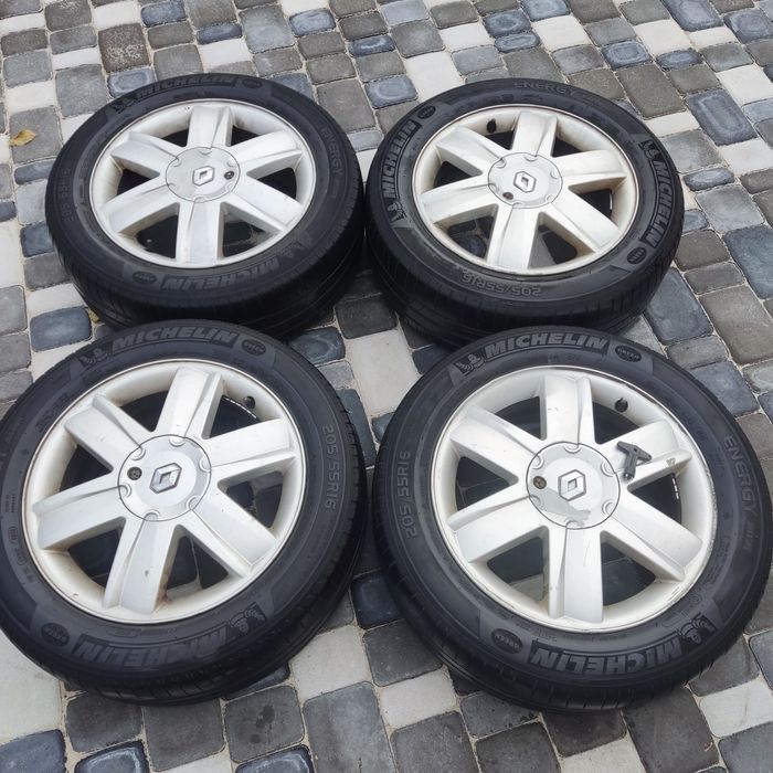 Диски с резиной r 16: 7 000 грн. - Колеса в зборі Борова на Olx