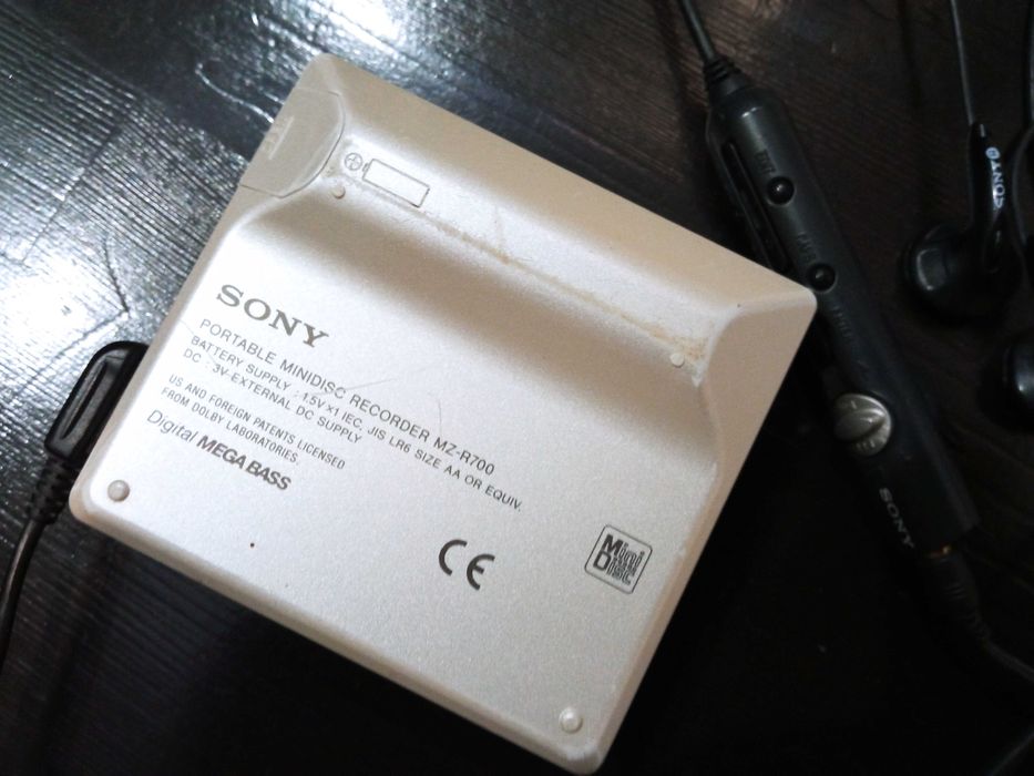Walkman Sony MZ-R700 Portable Minidisc Recorder - stan bdb! Sprawny ...