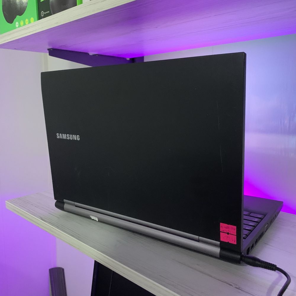 Бюджетний ігровий ноутбук Samsung! I5 2450M/8 ОЗУ/ NVS 4200M! Гарантія ...