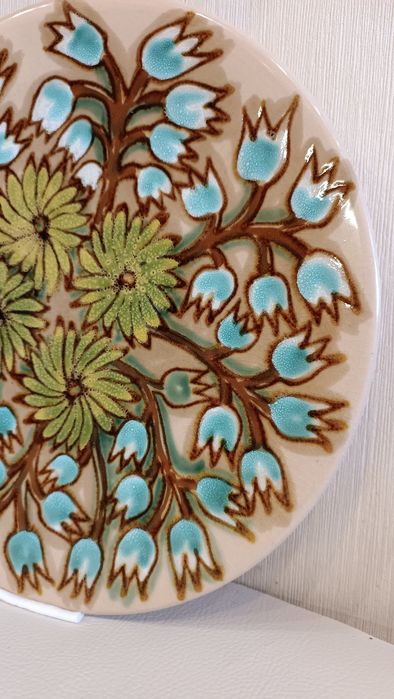 Настенная тарелка ЛКСФ Керамика майолика 3 300 грн