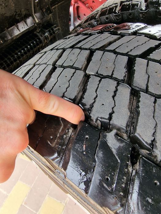 Колеса резіна ведуча вісь Michelin 99% NEU 315/70R22.5 без діска: 24 ...