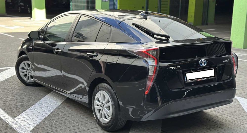 Оренда авто гібрид 850грн в день під таксі аренда Prius Camry Fusion ...