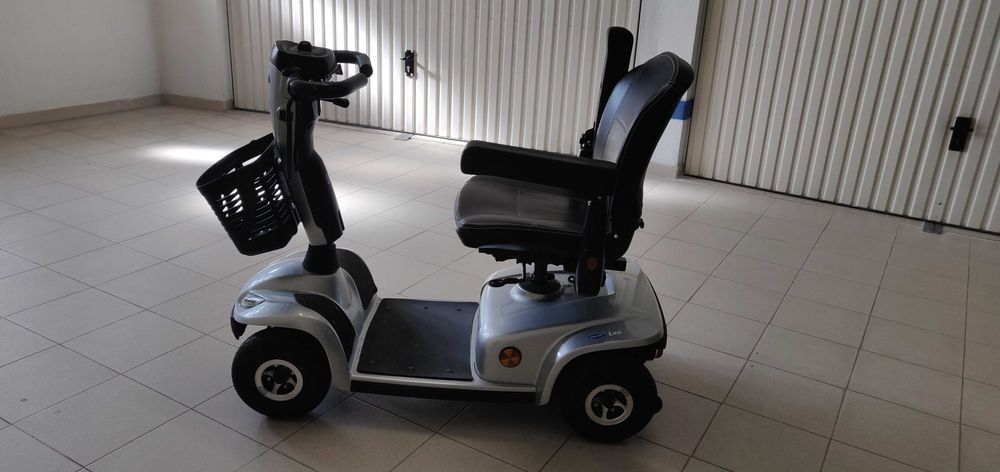 Scooter Invacare Leo- Excelente estado | Apenas um dono Póvoa De Santa ...