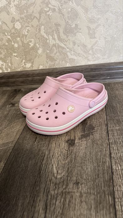 Продам crocs c13: 350 грн. - Дитяче взуття Южноукраїнськ на Olx