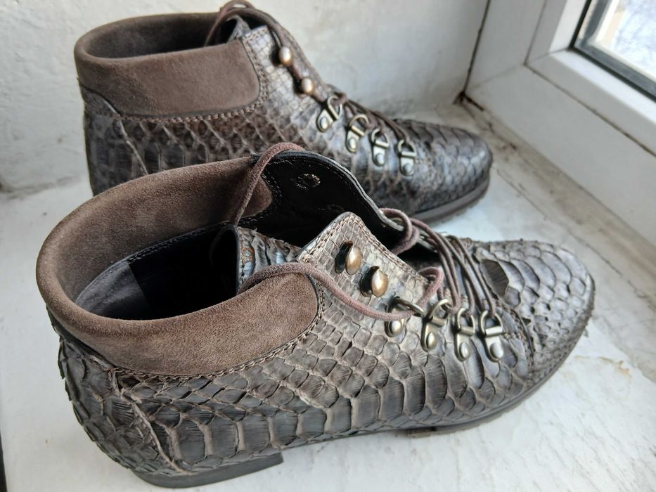 Продаються жіночі зимні черевики MIA JAHN 37 розм за 95 гр: 95 грн ...