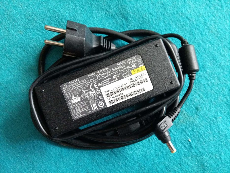 Блок питания Fujitsu 19В 4.74А 90 Вт Model A13-090P1A зарядка: 525 грн ...