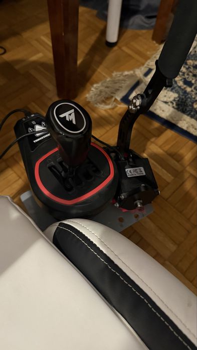 Kierownica thrustmastet tx + shifter thrustmaster th8s + hydro Mielec ...