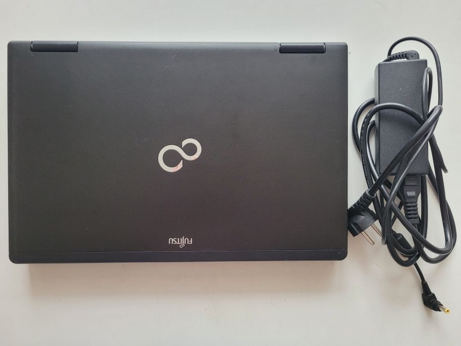 Ноутбук Fujitsu LifeBook E782: 4 000 грн. - Ноутбуки Тернопіль на Olx
