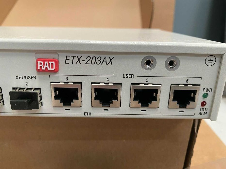 RAD Ethernet ETX-203AX SFR2/ H/ GE30/ 2SFP/ 4UTP Czesławów • OLX.pl