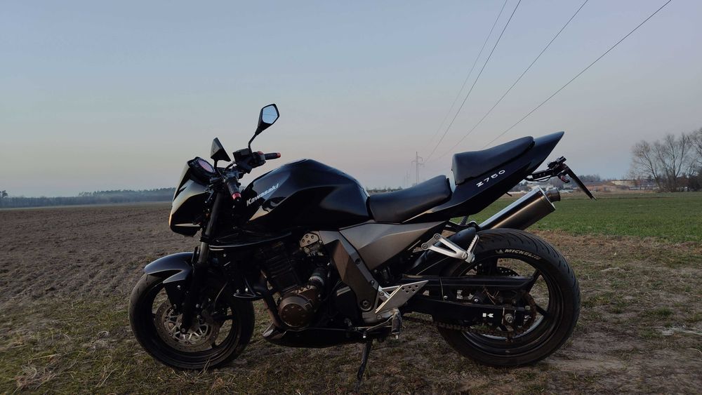 Kawasaki z750 2004 Kalisz • OLX.pl