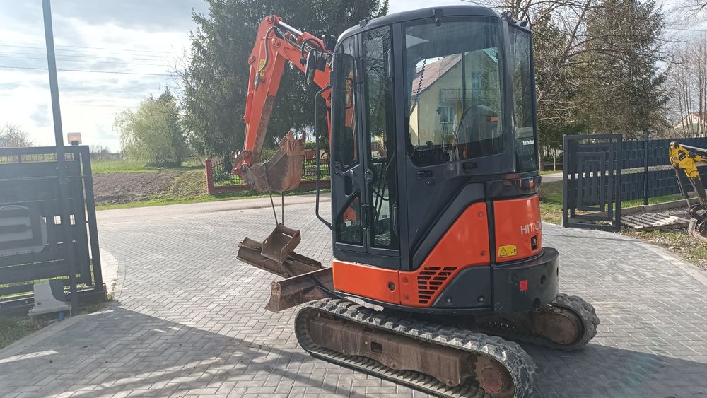 Minikoparka hitachi 2.4t Obrys!Super Stan !Mocna koparka Dębica • OLX.pl