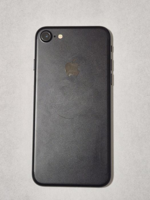 Telefon iphone 7 w bardzo dobrym stanie Warszawa Mokotów • OLX.pl