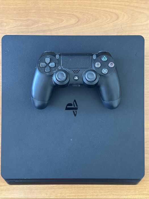 Vendo PS4 slim com 1 comando oficial Coimbra (Sé Nova, Santa Cruz ...