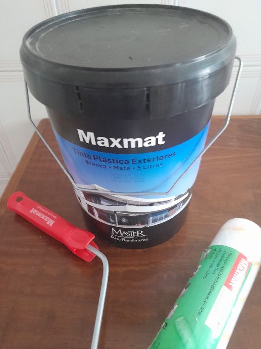 Tinta branca plástica exterior 5 litros Maxmat Madalena • OLX Portugal