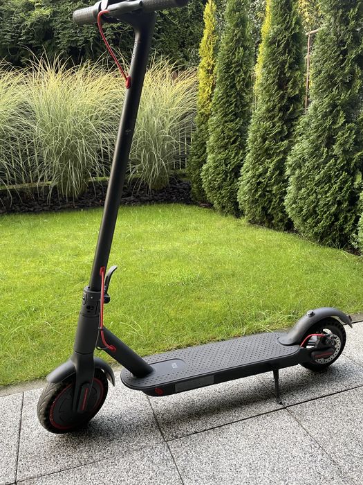 Hulajnoga elektryczna Xiaomi Mi Essential – lekka i sprawna Wieliczka • OLX.pl