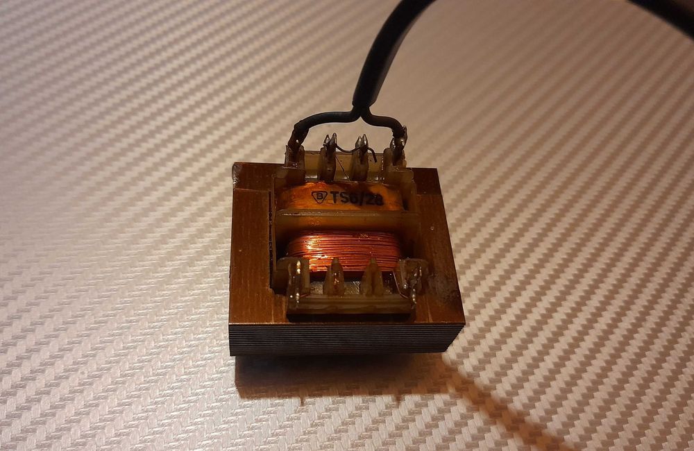 Transformator TS6/28 UNITRA z obudową, oryginalny, sprawny Zawiercie ...