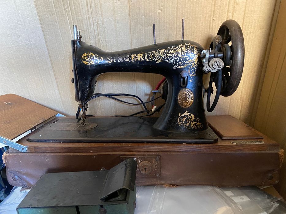 Máquina costura Singer portátil rara de colecionador Oeiras E São ...