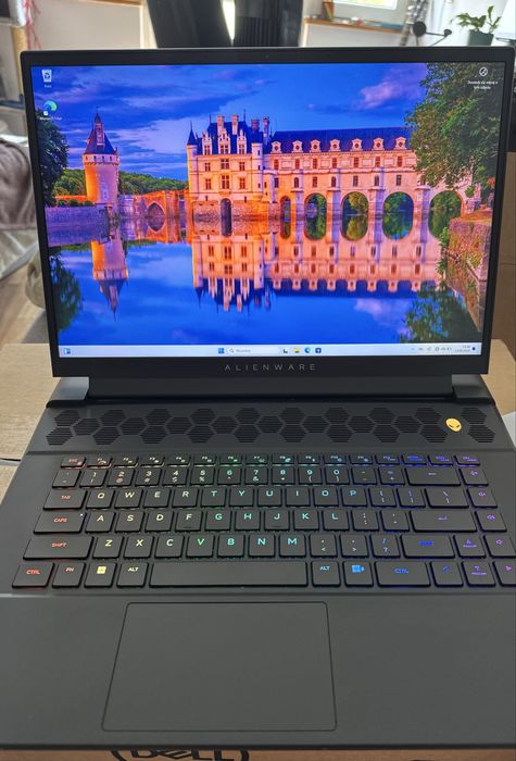 Dell AlienWare M16 R1 RTX 4080 i913900HX 32GB Ram 240HZ 2TB Kraków ...