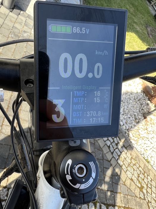 Rower elektryczny ebike Cube xms 20 cali 203mm biały full Mnich • OLX.pl