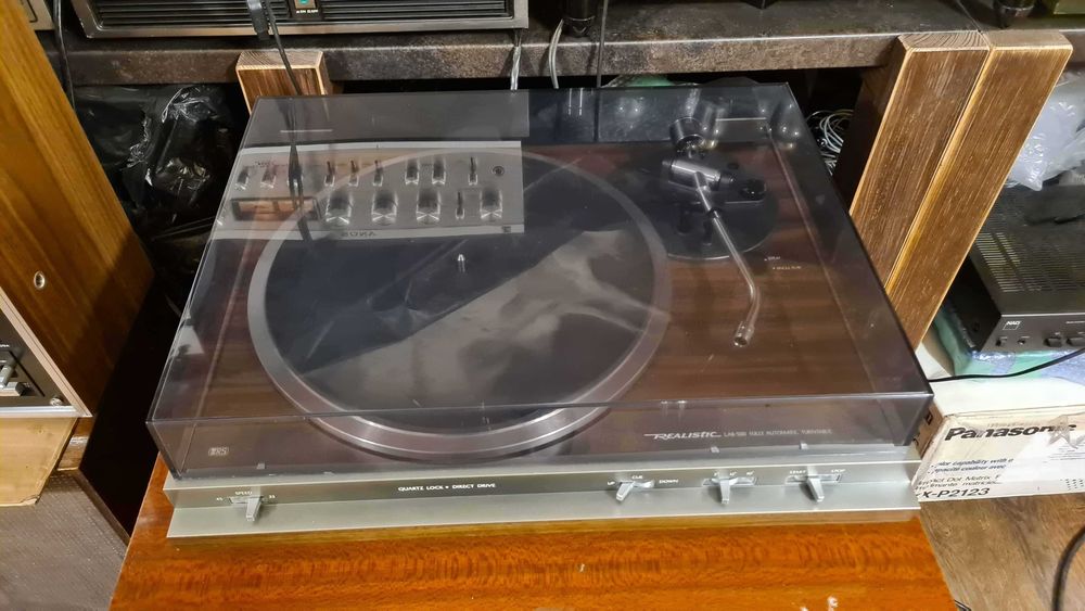 Проигрыватель пластинок Realistic Lab 500: 16 000 грн. - Cd / md ...