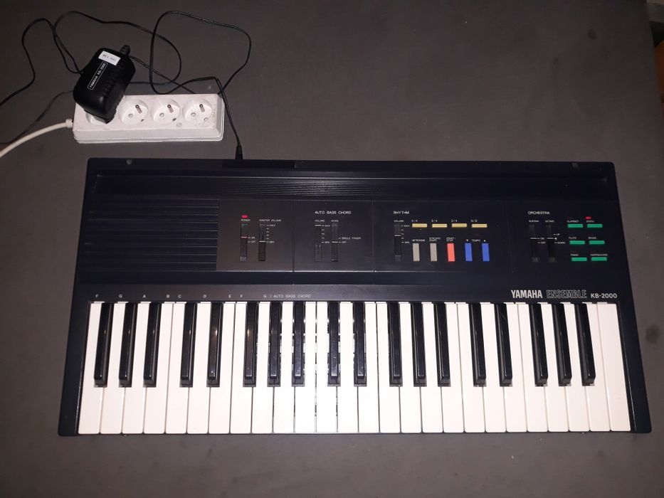 Keyboard Syntezator Yamaha ENSAMBLE KB-2000 Bukowiec • OLX.pl