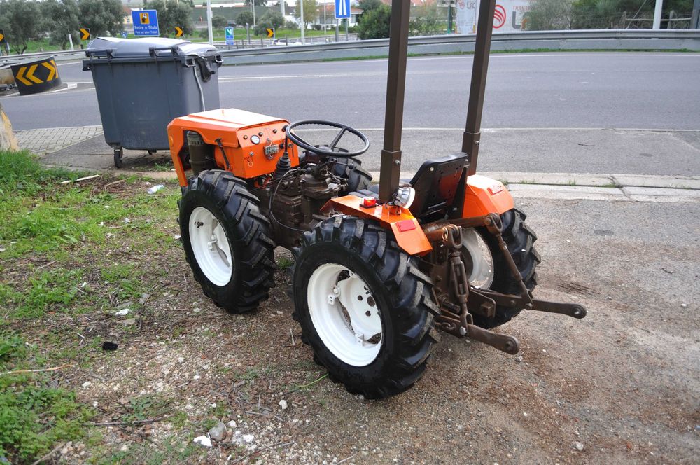 Trator 4x4 19c.v bom ate demais ! Alhandra, São João Dos Montes E ...