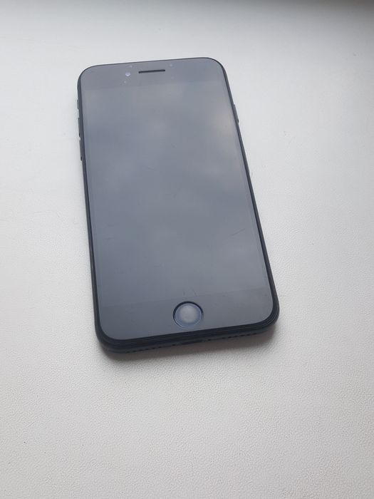 IPhone 7 .: 500 грн. - Мобільні телефони / смартфони Львів на Olx