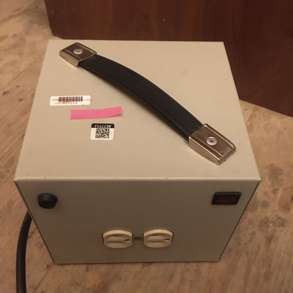 2kW Трансформатор 220/110v 110/220v 2kW, 1kW: 2 800 грн ...
