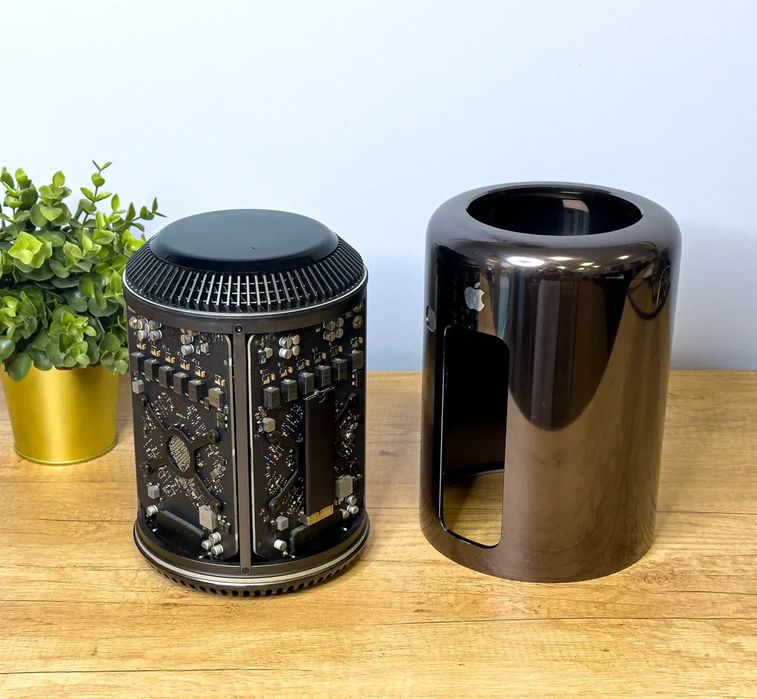 Mac Pro 6.1 Late 2013: 8 000 грн. - Настільні комп'ютери Одеса на Olx