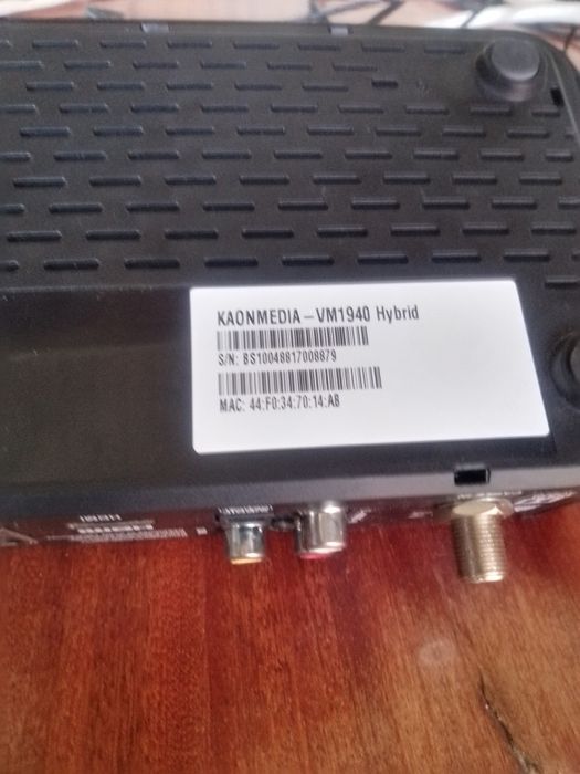 ТВ - тюнер приставка Воля KAONMEDIA - VM1940 Hybrid: 170 грн. - Медіа програвачі Запоріжжя на Olx