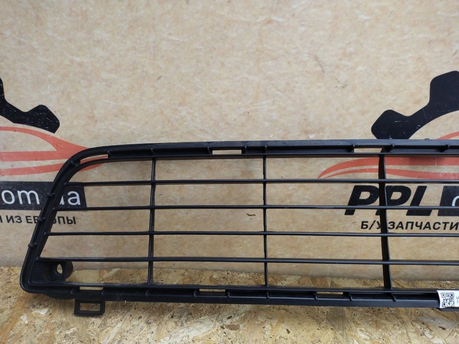 Toyota Hilux 2011-2015 решетка бампера переднего 53112-0K060: 70 ...