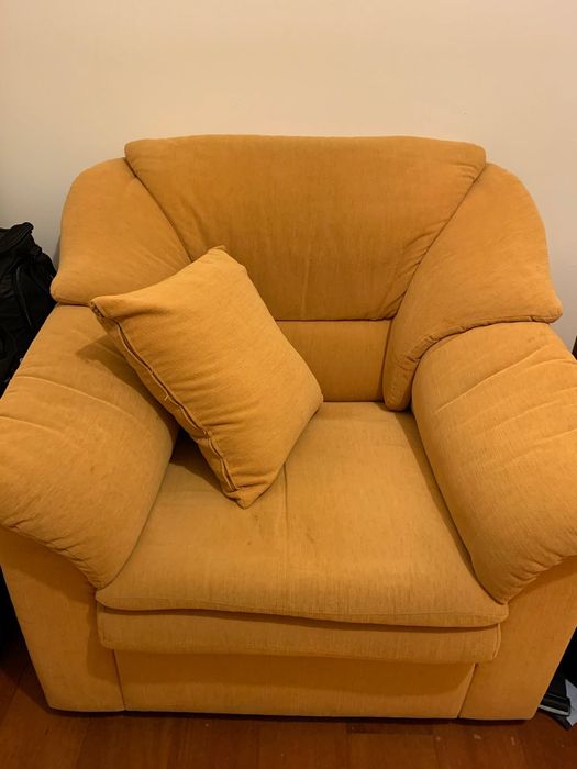 Sofás (Conjunto de 2 de Poltronas) Eiras E São Paulo De Frades • OLX.pt