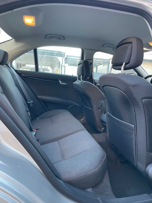Mercedes Benz C200 220 CDi - 124000km - NACIONAL Madalena • OLX.pt
