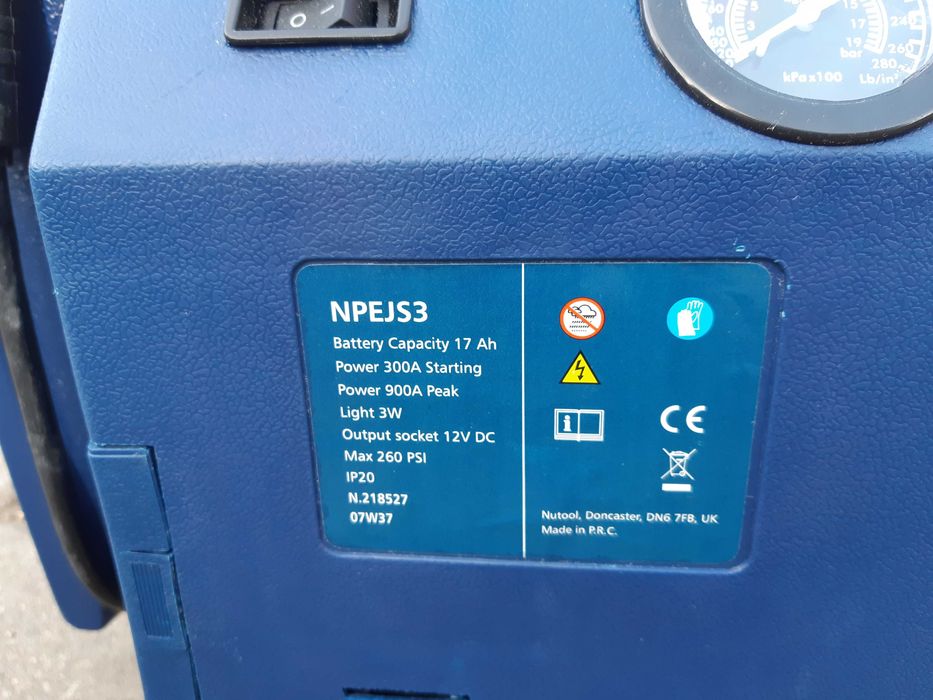 Urządzenie Rozruchowe Z kompresorkiem Nupower 300 A / 900A Bytów • OLX.pl