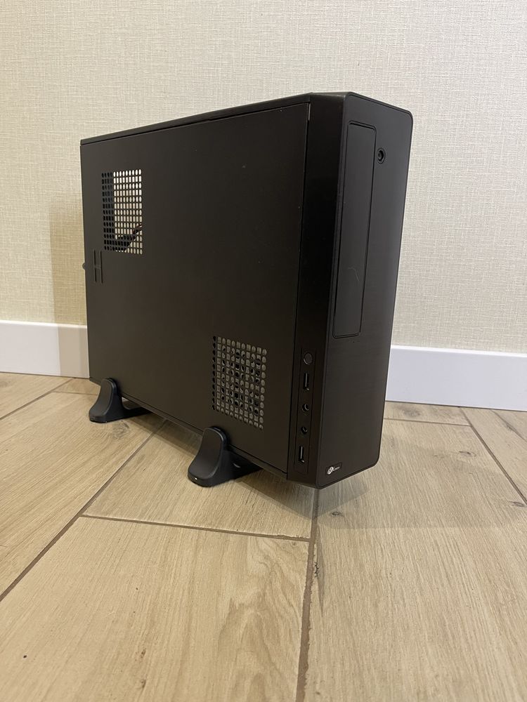Корпус для пк, з блоком живлення. Micro atx: 900 грн. - Комплектуючі та ...