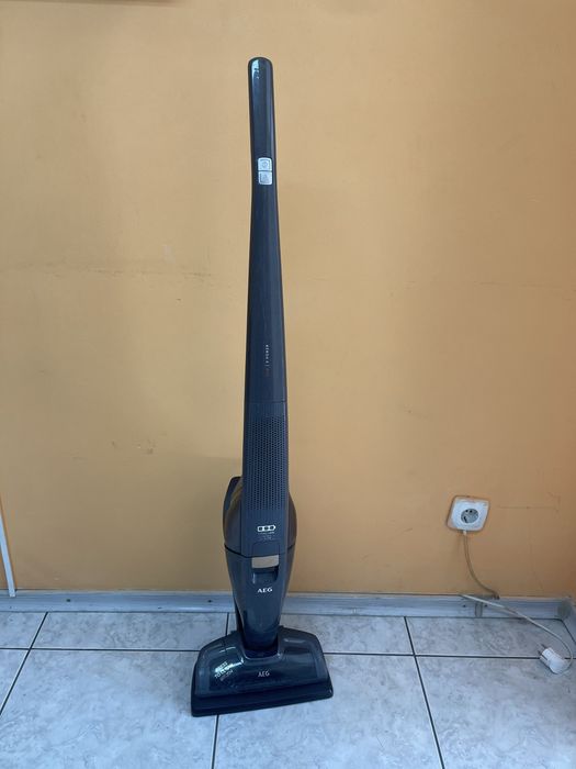 Продається пилосос AEG: 2 000 грн. - Пилососи Миколаїв на Olx