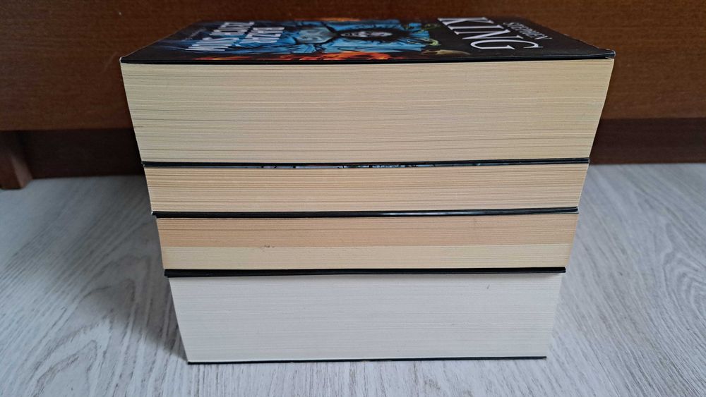 Stephen King Cmętarz zwieżąt + Pod kopułą + Misery + Bazar złych snów ...