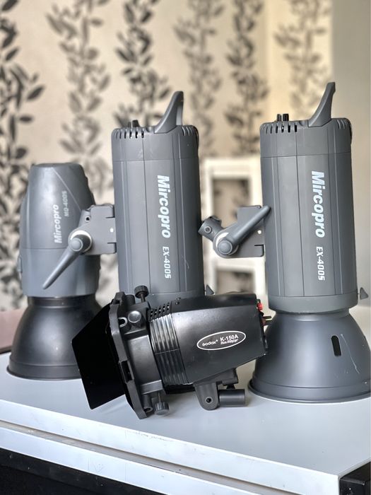 Спалахи Mircopro EX- 400s + Mircopro MQ- 400s + Godox K-150A: 9 800 грн ...