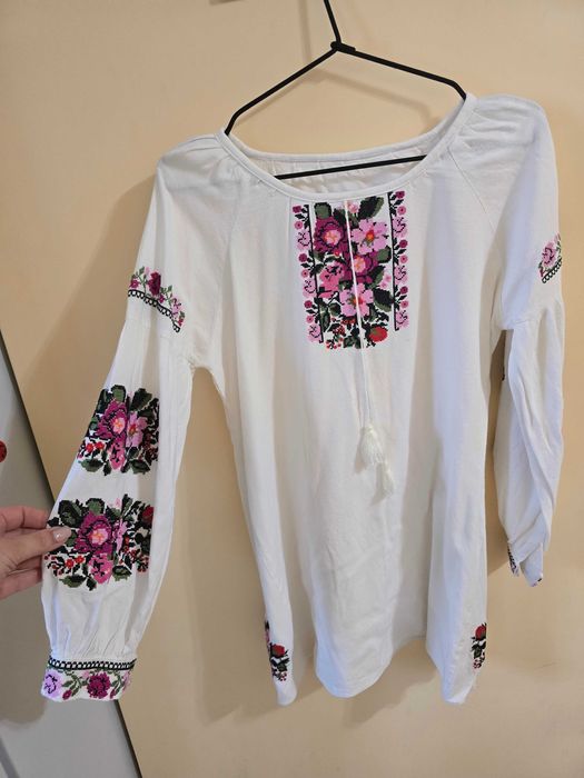 Вишиванка Одяг на дівчинку 8 9 10 років 159 грн Одяг для дівчаток Львів на Olx