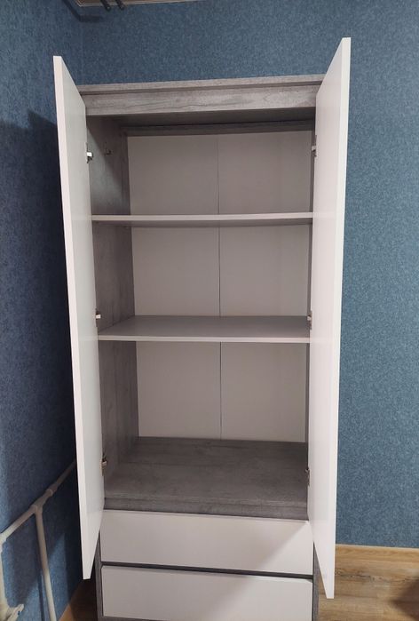 Шафа ,шкаф jusk білий: 5 000 грн. - Меблі для спальні Херсон на Olx