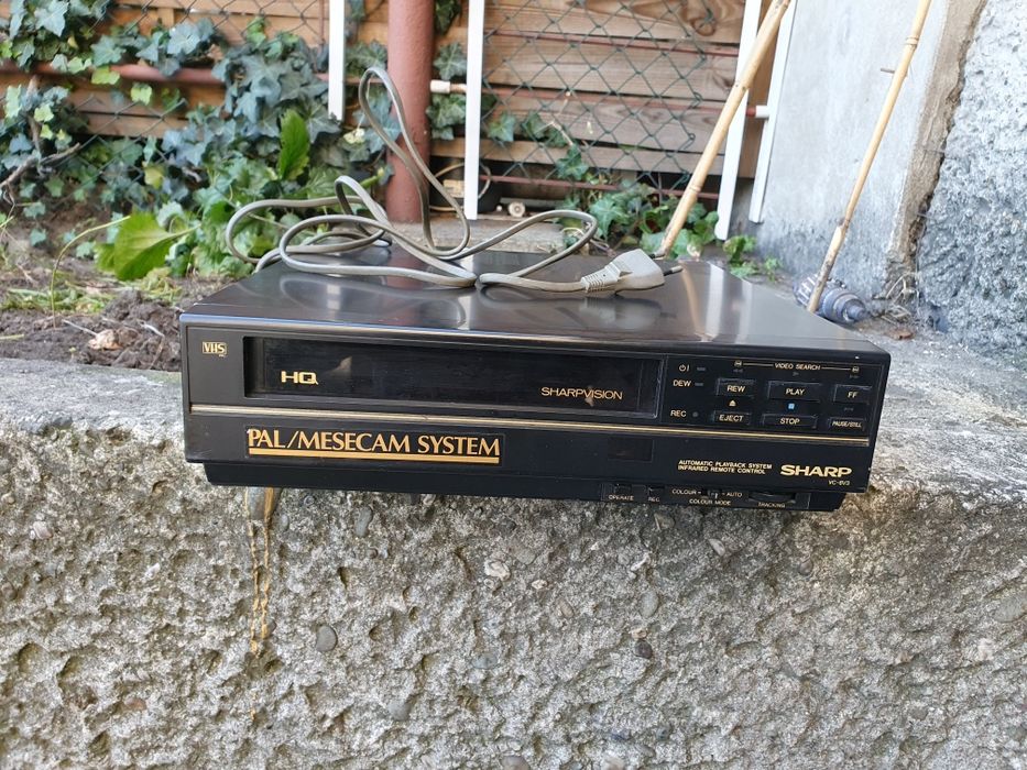 Magnetowid VHS Sharp Jaworzno • OLX.pl