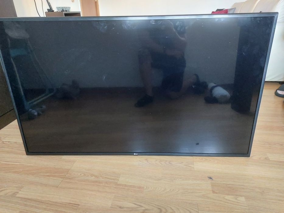 Televisão Plasma LG ( Polegada 50" ) c/ suporte para colocação na pare ...