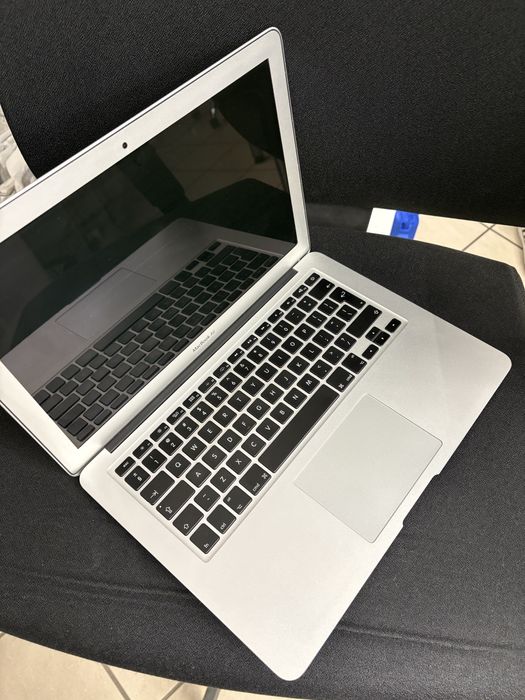 Macbook air a1369 Cieszyn • OLX.pl