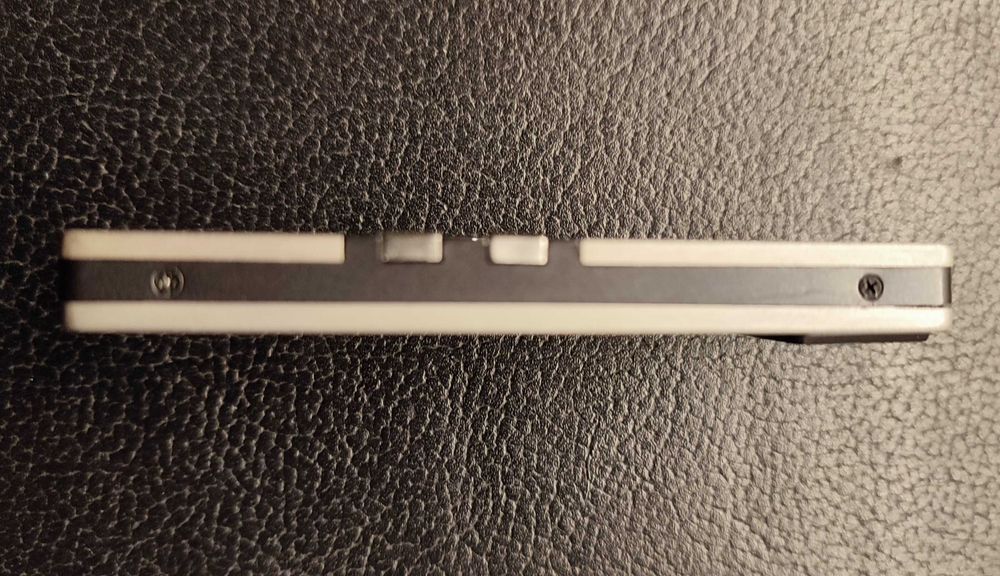 MPIO - odtwarzacz MG100-4GB, unikatowy z kolorowym wyświetlaczem ...