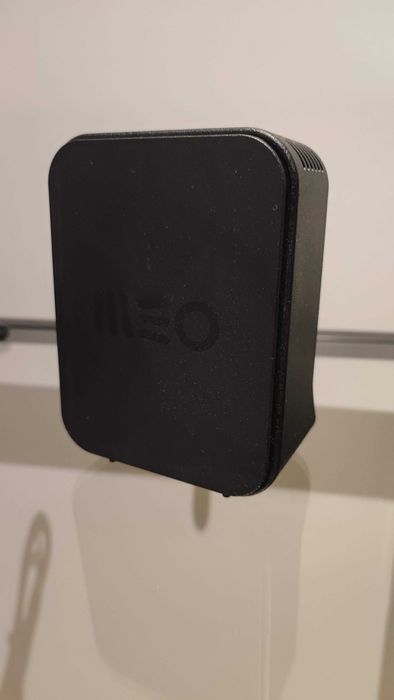 Extensor MEO Smart WiFi D2150G Caldelas • OLX.pt