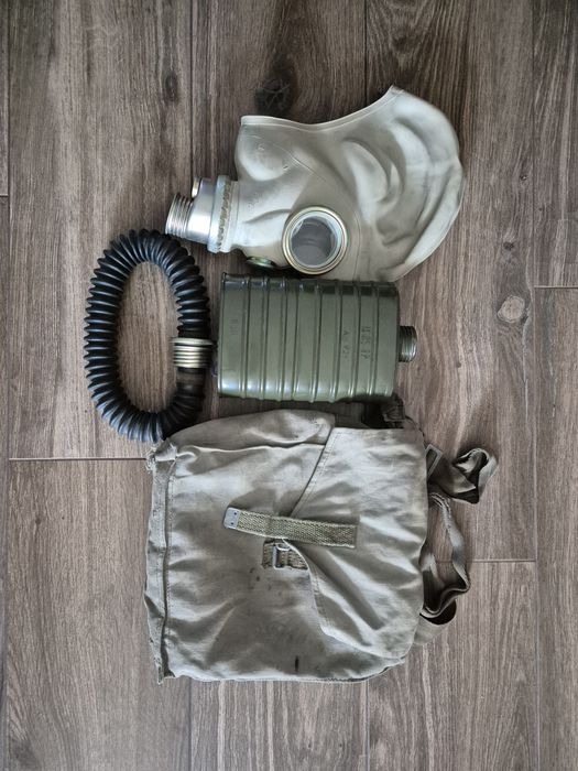 Maska przeciwgazowa "Słoń" Mosina • OLX.pl