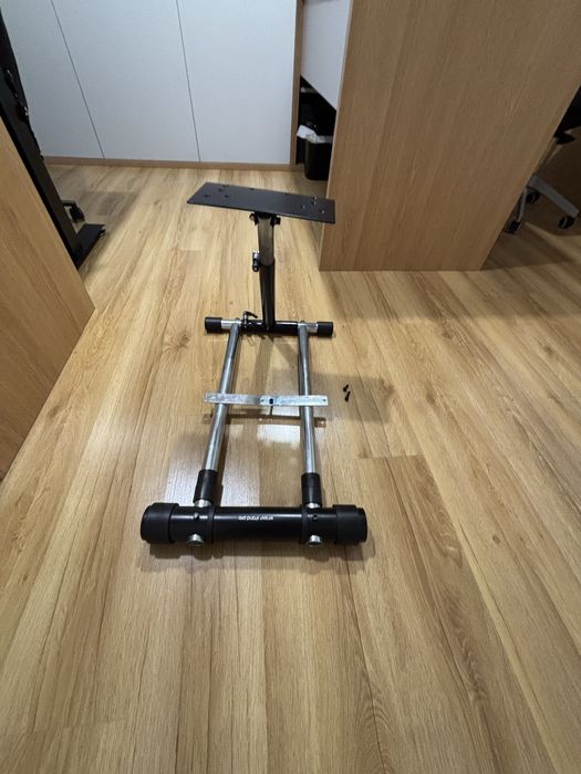 Stojak na kierownice wheal stand pro Poskwitów • OLX.pl