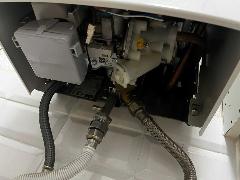 Esquentador a gás BECKEN – excelente estado Belém • OLX.pt