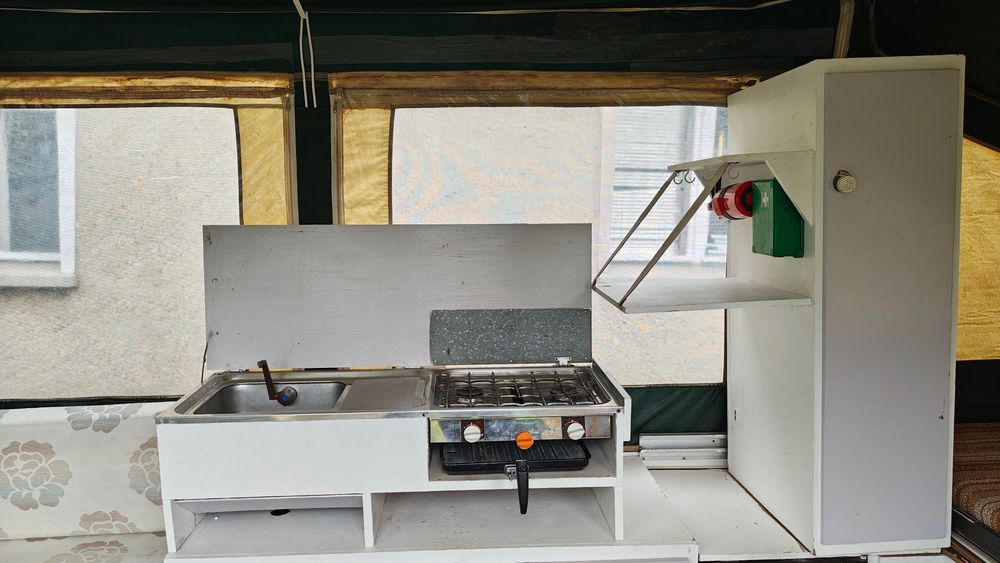 Przyczepa namiotowa Conway Tardis • fajny projekt do skończenia Zielona ...